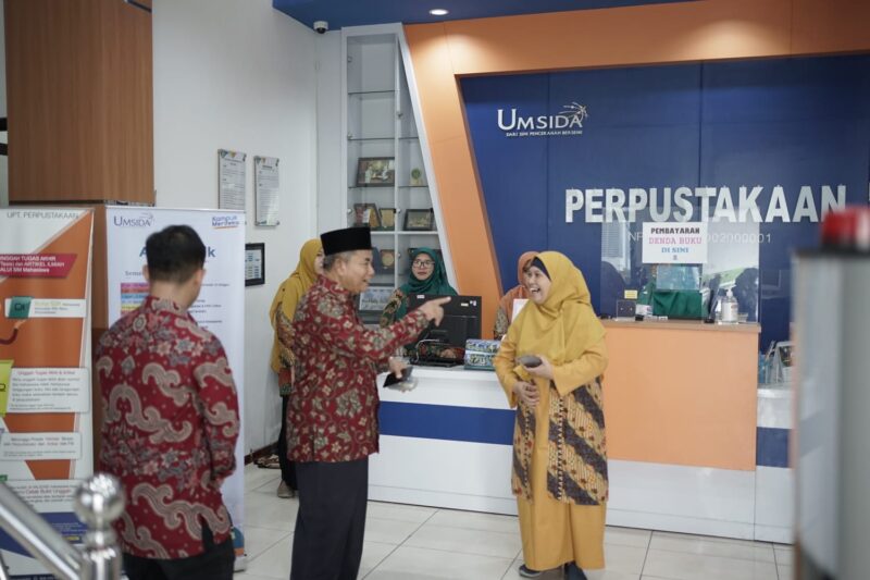 Benchmarking Pustakawan Unida Gontor Perpustakaan Umsida