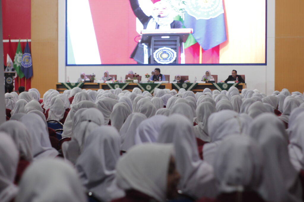 Yudisium ke- 30 FBHIS 2023, 688 Mahasiswa Dinyatakan Lulus