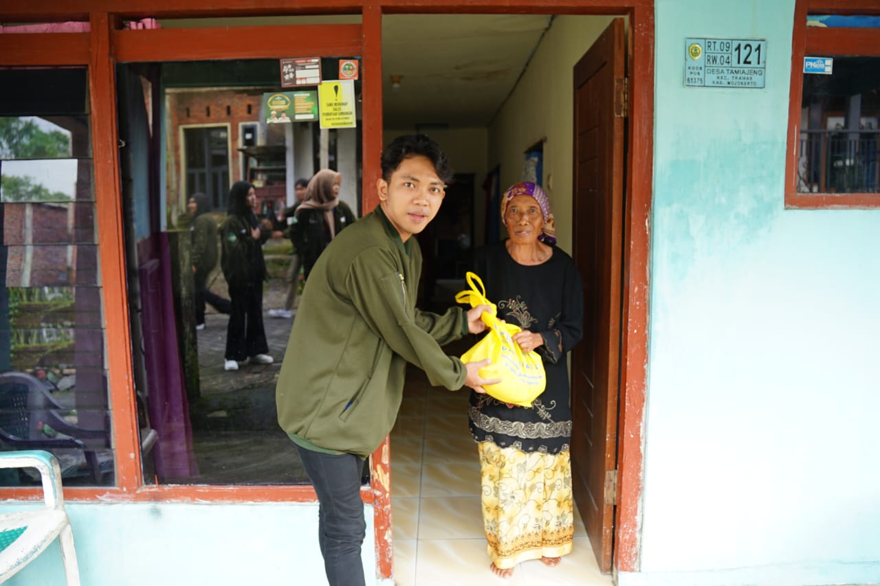 Pesta Budaya Meriahkan Penutupan KKN P Umsida 2024