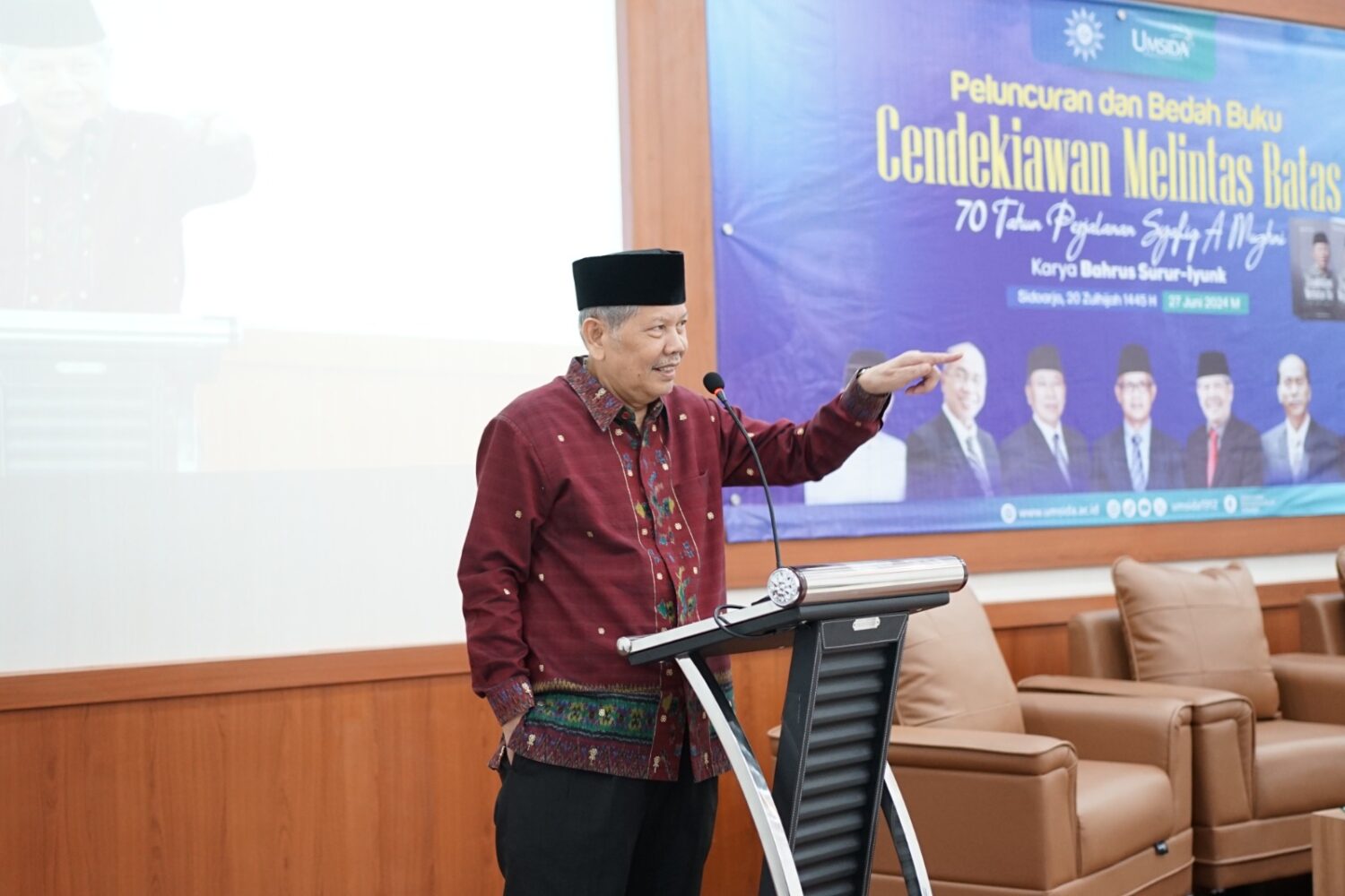 70 Tahun Perjalanan Cendekiawan Melintas Batas