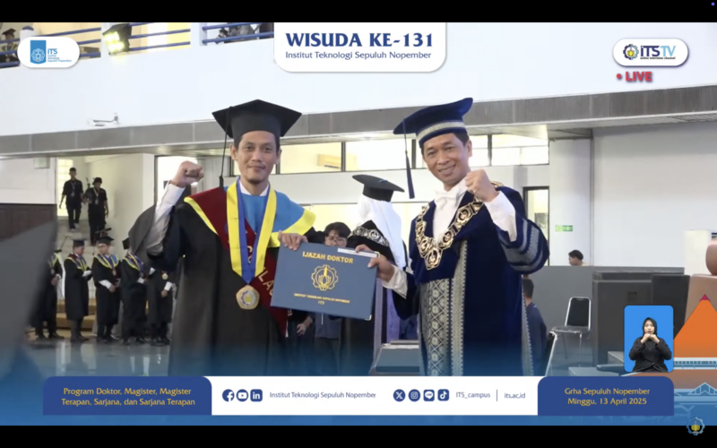 Dr Alfan Selesaikan Studi S3 dengan Predikat Cum Laude di Tengah Tugas ...