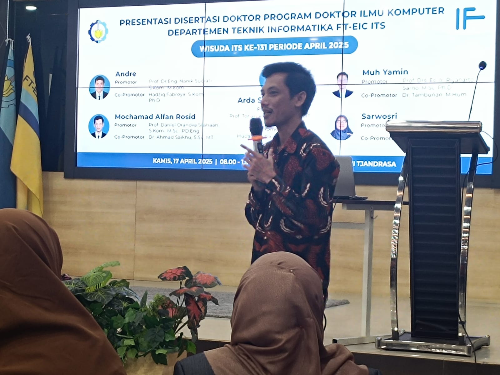 Dr Alfan Selesaikan Studi S3 dengan Predikat Cum Laude di Tengah Tugas ...