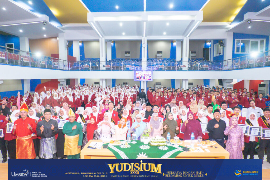435 Mahasiswa FBHIS Umsida Dinyatakan Lulus dalam Yudisium ke-33