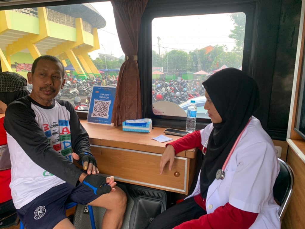 Gelar Medical Check Up di CFD, Kontribusi FK Umsida Bantu Masyarakat ...