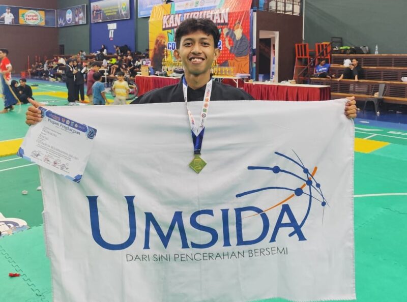 Laga Terakhir Jadi Atlet Pencak Silat di Umsida, Mahasiswa Ini Persembahkan Emas